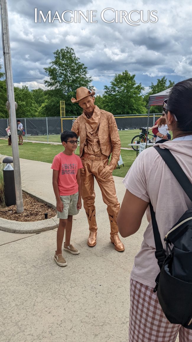 Human Statues for Hire | Book a Living Statue – ImagineCircus.com