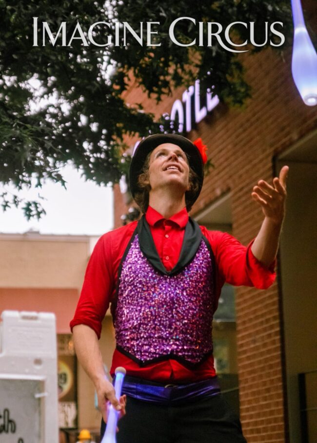 Jugglers | Fire Juggling | Acro Juggling – ImagineCircus.com